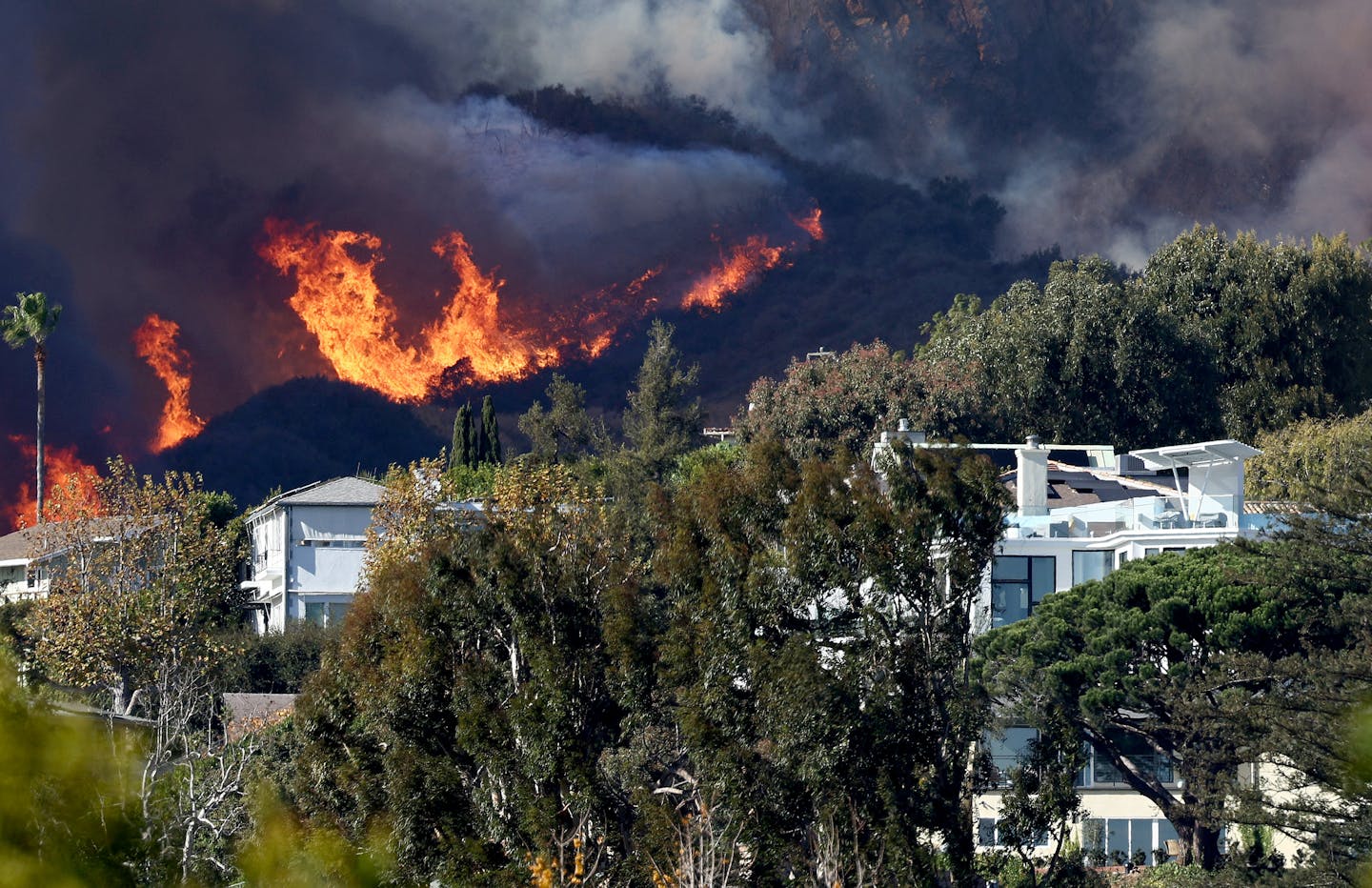 Southern California is extremely dry, and that’s fueling fires − maps ...